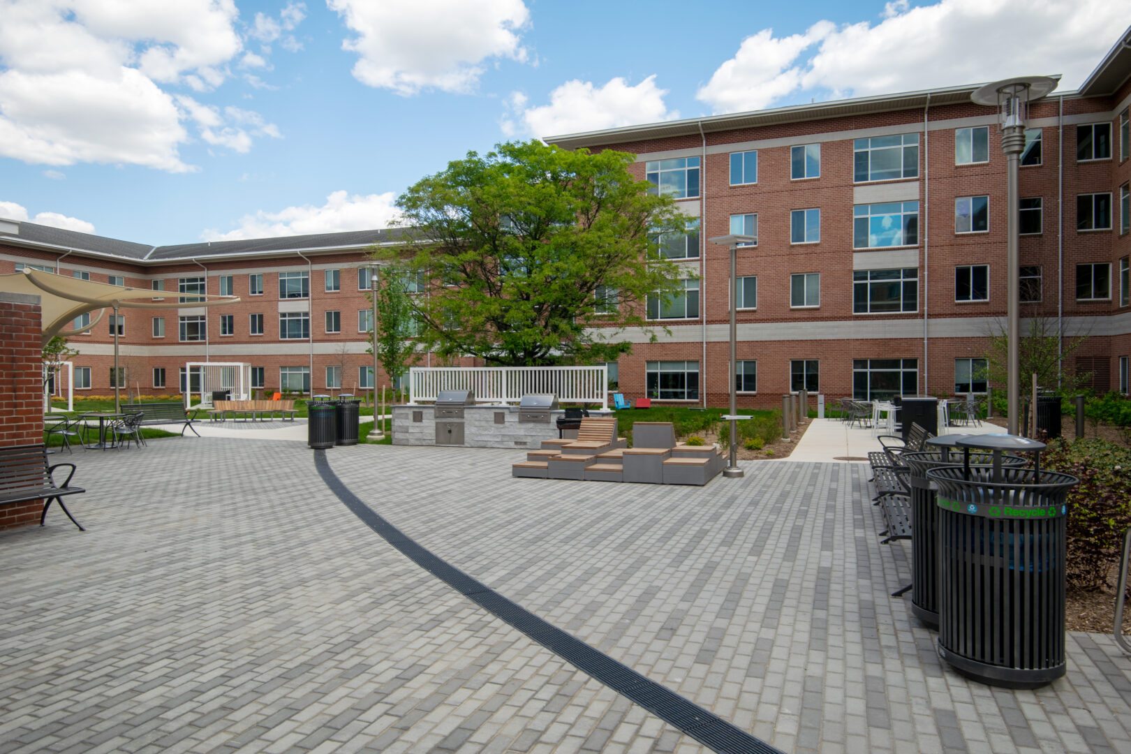 UMBC Erickson Hall - Brawner Builders, Inc.